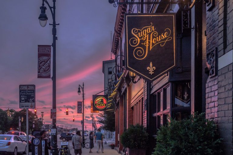 I Am Young Detroit – Dating Scene in Detroit